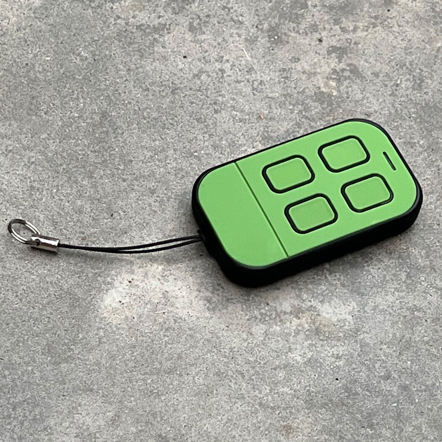 merlin M842 Compatible Remote – Garageway.com.au